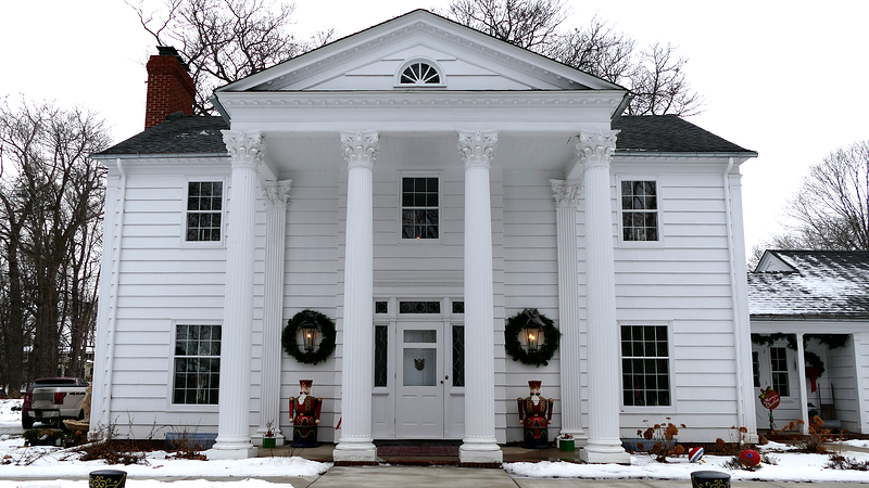 Vita Huset (white house) family transforming a ReStoration